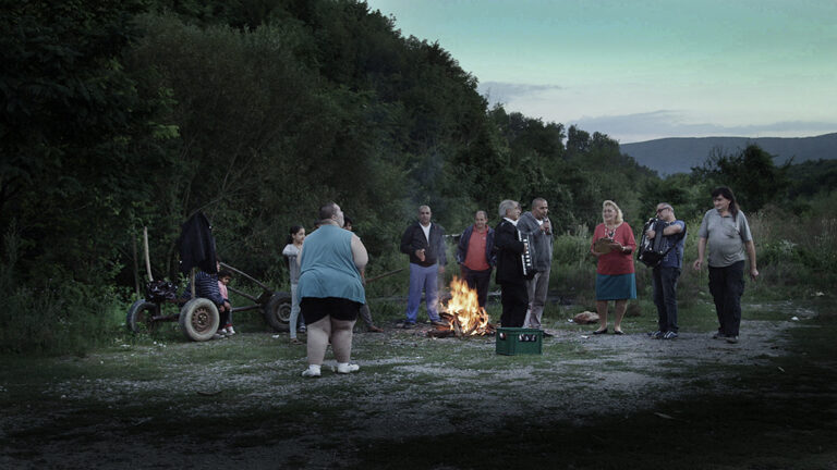 "Sumrak u bečkom haustoru" - prvi domaći film koji otvara bioskope u ...